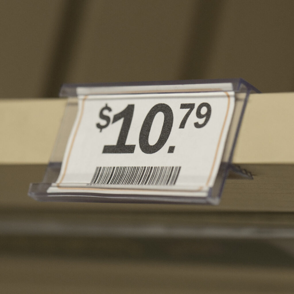 AGT Pinchers Wood Shelf Sign Holder – AGT Products
